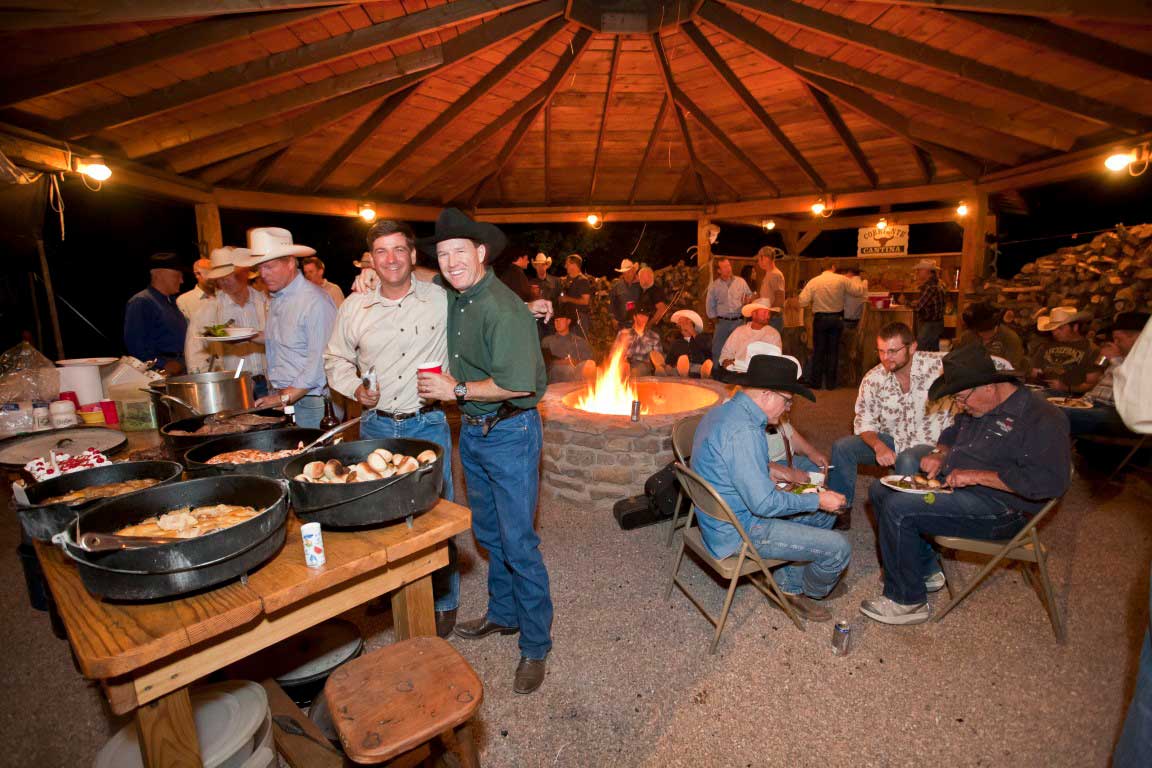 About Long Weekend | Western Restaurant Houston TX